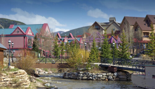 Colorado mountain towns boost summer tourism with live music festivals